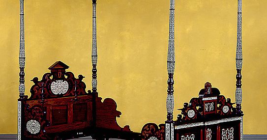 Reisebett mit Intarsienarbeit - Bayerisches Nationalmuseum