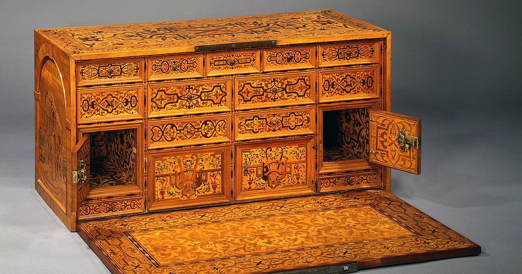 Schreibkabinett mit prachtvoller Intarsienarbeit - Bayerisches Nationalmuseum