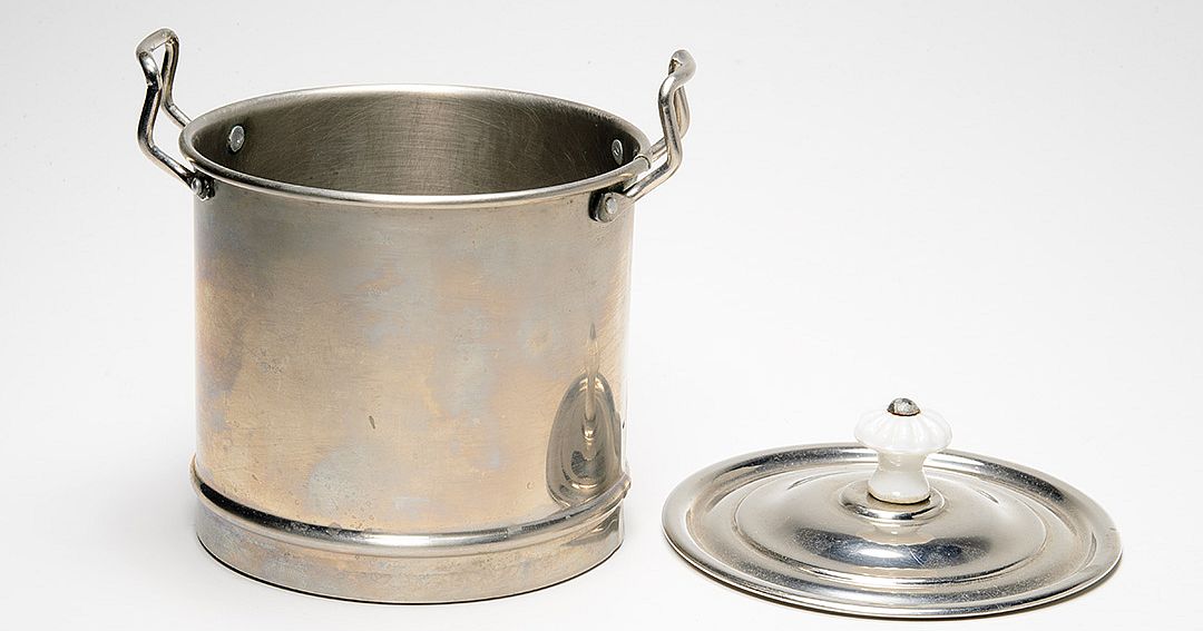 Kochtopf mit Deckel für Kinderherd - Bayerisches Nationalmuseum