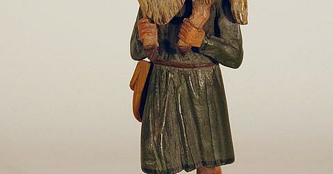 Alter Hirte mit Schaf auf den Schultern, stehend (Krippenfigur ...