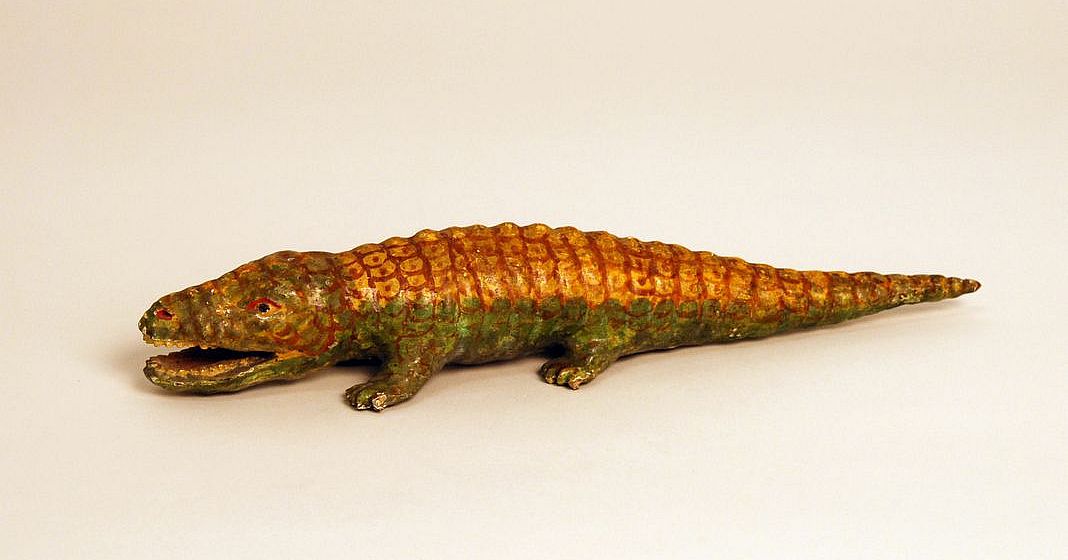 Tierfigur: Krokodil - Bayerisches Nationalmuseum