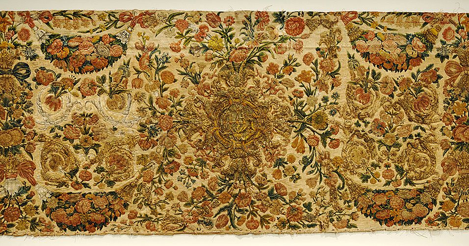 Antependium mit Christusmonogramm - Bayerisches Nationalmuseum