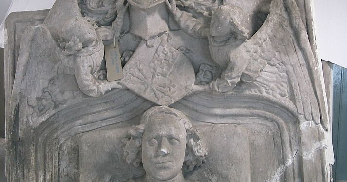 Grabplatte Dietrichs II. von der Mark (Oberteil) (Relief) - Bayerisches ...