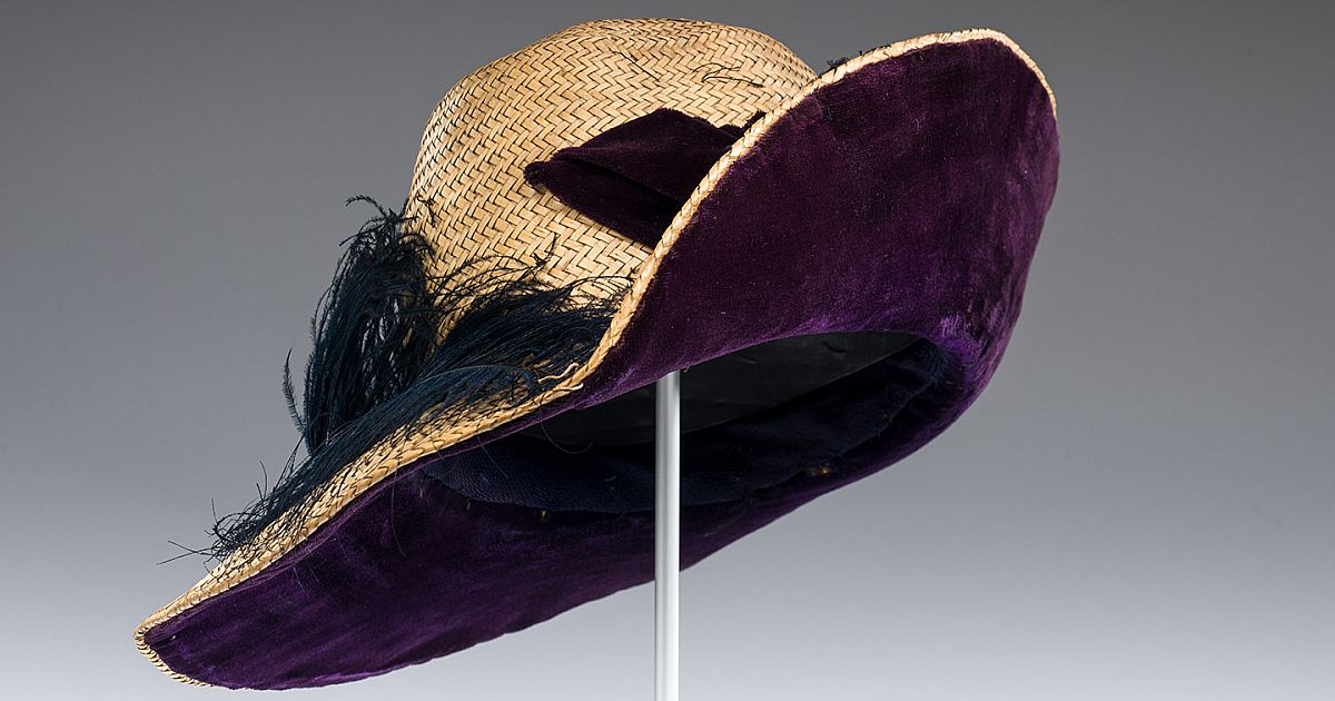 Strohhut mit Federbesatz - Bayerisches Nationalmuseum