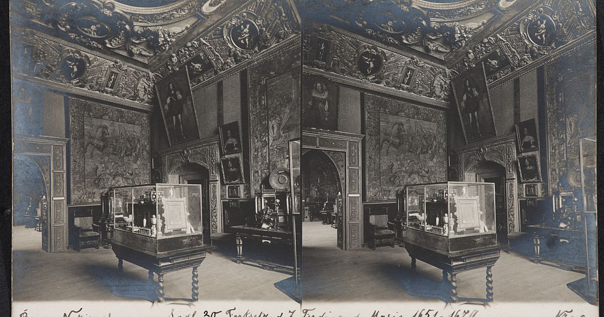 Stereoskopie: Saal 30 des Bayerischen Nationalmuseums - Bayerisches Nationalmuseum