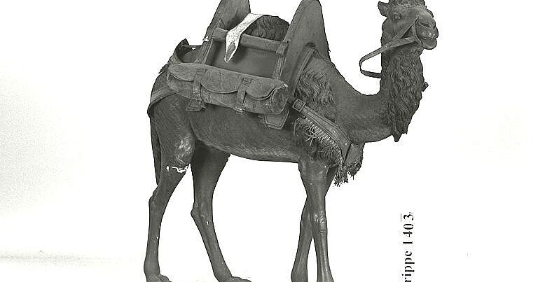 Tierfigur: Braun-schwarzes Dromedar - Bayerisches Nationalmuseum