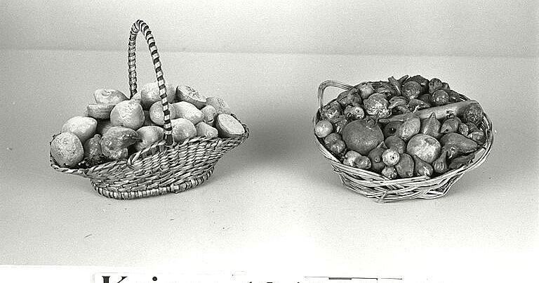 Krippenzubehör: Korb mit Bananen und Orangen - Bayerisches Nationalmuseum