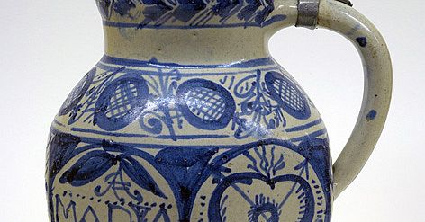 Sechskantiger Krug mit Zinndeckel - Bayerisches Nationalmuseum