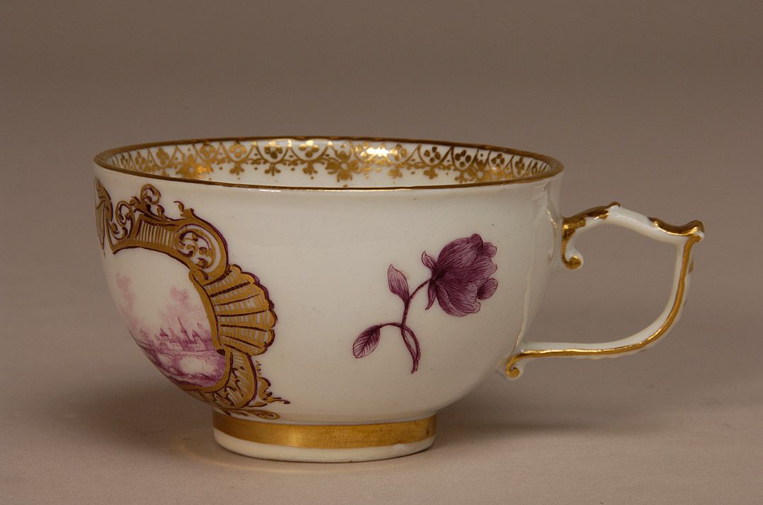 Teetasse mit holländischen Landschaften - Bayerisches Nationalmuseum
