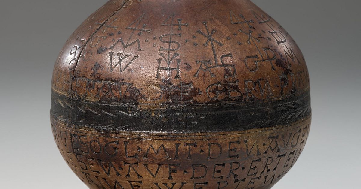 Brandy bottle - Bayerisches Nationalmuseum