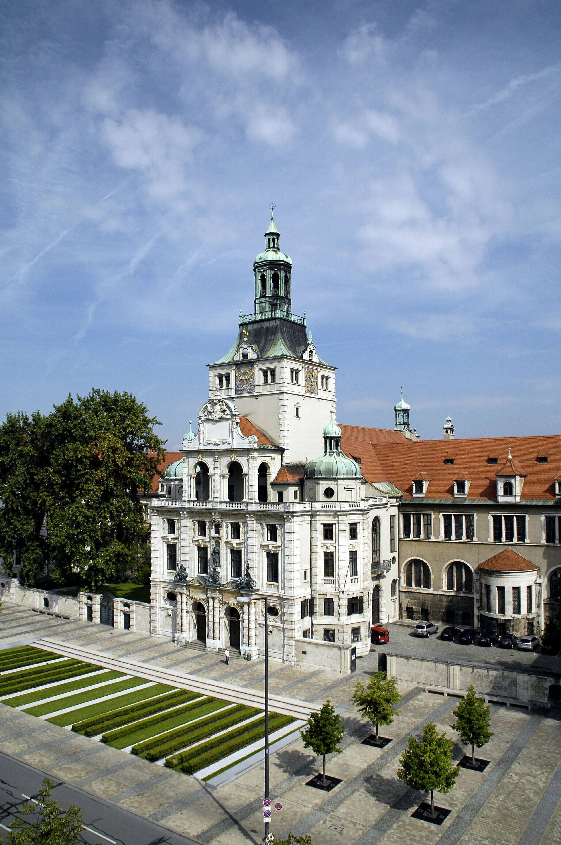 Gebäude und Sammlung - Bayerisches Nationalmuseum